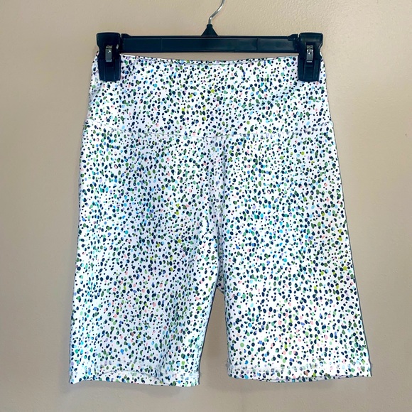 Buckle | Shorts | Nwot Unique Bike Shorts In White With Confetti ...